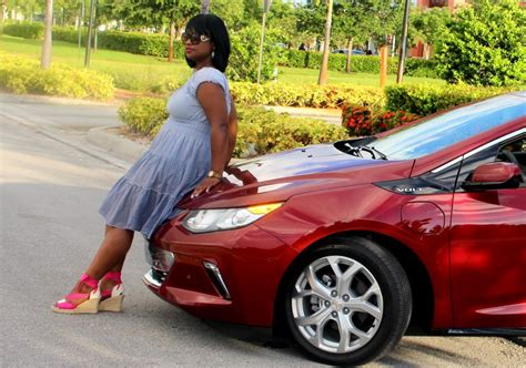 Volt Sassy Auto Chick