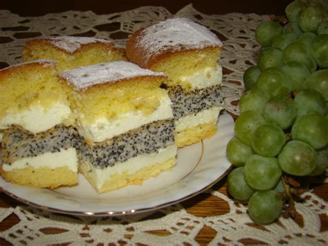 Biszkoptowe Ciasto Z Makiem Przepis Przyslijprzepispl