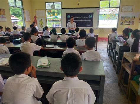 ပေါင်မြို့နယ်တွင် စာဖတ်ရှိန်မြှင့်တင်ရေး အသိပညာပေးဟောပြောခြင်းနှင့် နံရံကပ်စာစောင်ပြသခြင်းမ