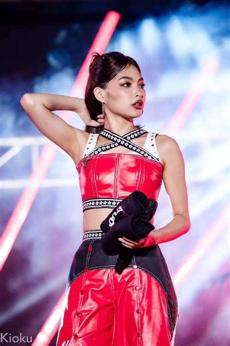 Pin By Anj ౨ৎ On Binicolet Kpop Girls Girl Kpop