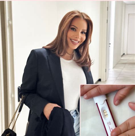 Емилия показа положителен тест за бременност и обяви страхотна новина честито За Жената