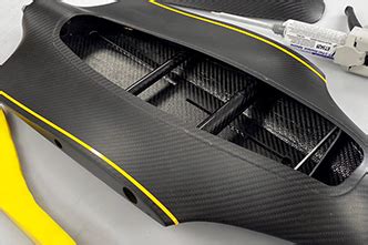 Complex Hollow Carbon Fibre Parts Using Silicone Intensifier Easy Composites Europe