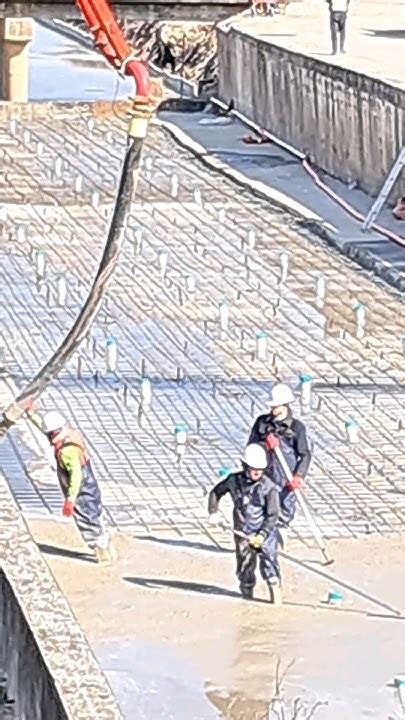 하천 바닥 콘크리트 타설 작업 Shorts Youtube