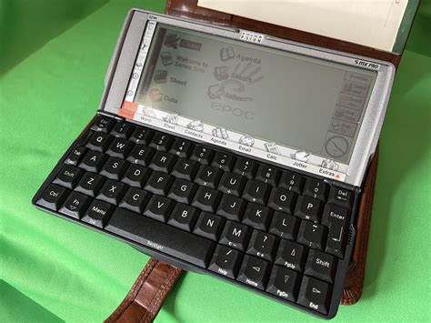 The Last Luxury Gasp Of The Psion 5mx Pro With Point5 And Mulberry