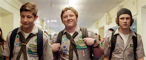 Horror Movie Review Scouts Guide To The Zombie Apocalypse Games Brrraaains A Head