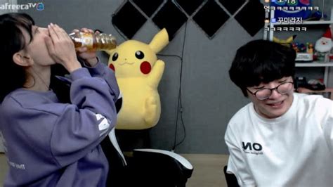 💥키갈 연애 대화주제로 티키타카하는 기룡이x오뀨🤣 시그널 술먹방 빌드업 아프리카tv Vod