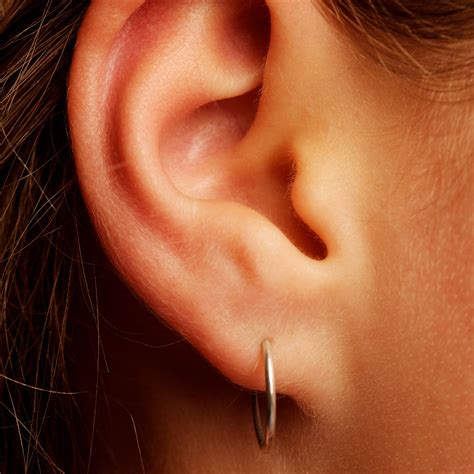 Infected Ear Piercing Symptoms And How To Treat It Glamour 55 Off