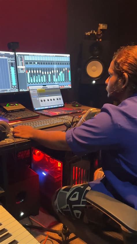 Sadith Senethma Fernando Sadithseneth Music Official • Instagram Photos And Videos