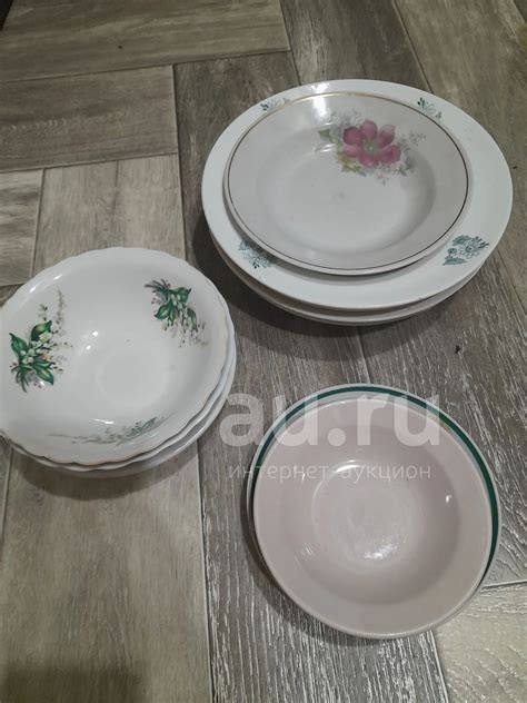 Тарелки — купить в Красноярске Состояние Б у Тарелки блюда салатники на интернет аукционе