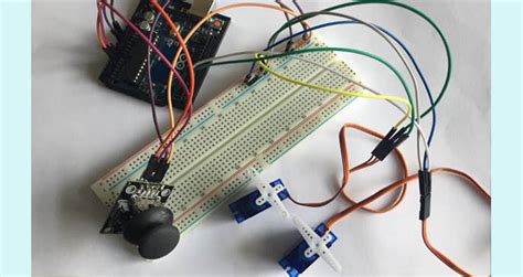 Arduino Joystick ile İki Servo Motor Kontrolü