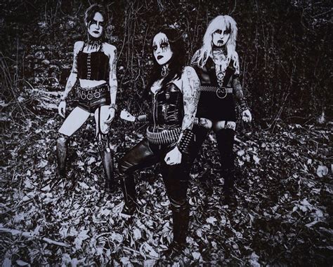 Black Metal Girl