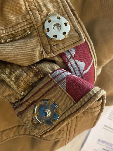 How To Sew These Snaps Without The Sharp Edges Slicing Through The Threads R Sewhelp