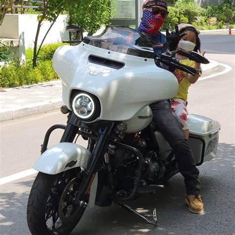 에코 리차드홍 용감한 막내 딸 할리데이비슨 Harleydavidson 할리했어오늘도🤟 Baggerstyle 스트리트글라이드 스트리트글라이드스페셜