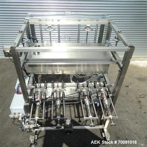 Used Inline Filling Systems Head Straight Line Piston Filler With A