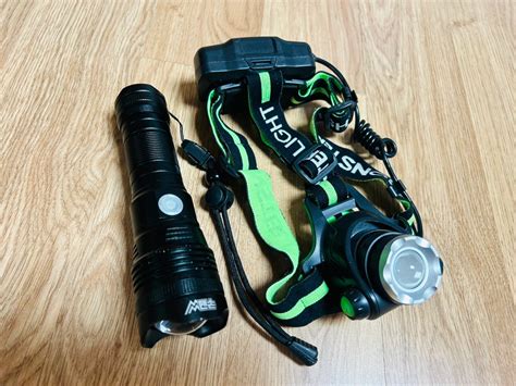 맨손 손전등and몬스터라이트 헤드랜턴 당근 중고거래