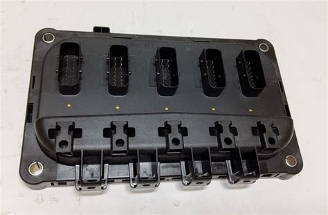 New Paccar Q21 1142 001 001 Ecm Primary Chassis Module Kenworth T880