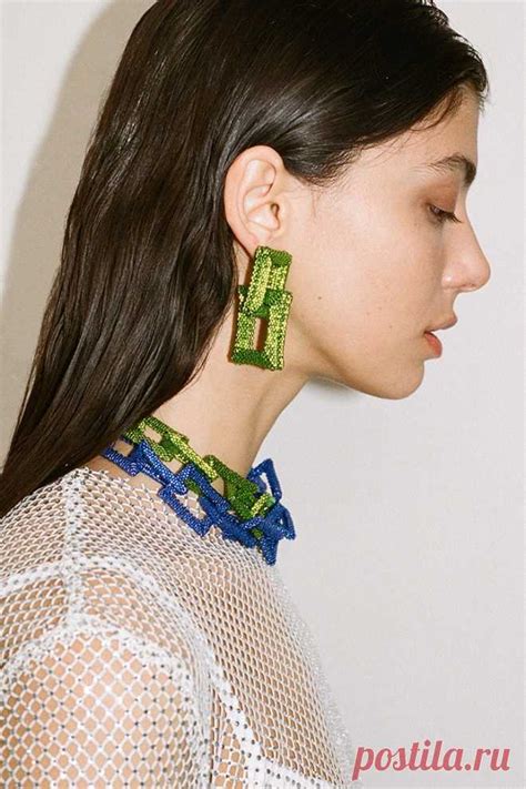 Новинки из бисера Всё из бисера и о бисере плетём и вышиваем Учимся пл Гармония Постила