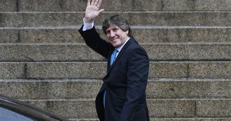 Boudou Otra Vez En Tribunales Se Presentó En Comodoro Py Por El Auto Con Papeles Falsos Infobae