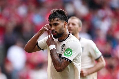 Lucas Paqueta Celebration Speaks Volumes As West Ham Shock Nottingham