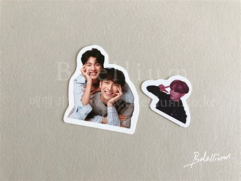 베델리엄 플라워픽 제작 연예인 플라워픽 인물모양으로 제작하는 픽 소개해드려요 생일카페 준비 맞춤 픽 사진 픽 제작인물픽 제작 연예인행사 서포트 픽 제작