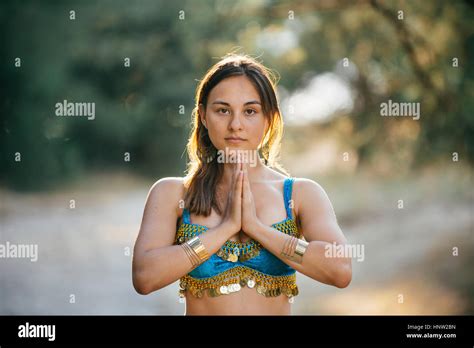 Belly Dancer Hi Res Stock Photography And Images Alamy