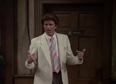 Yarn Host Manager Extraordinaire Cheers 1982 S04e23 Relief