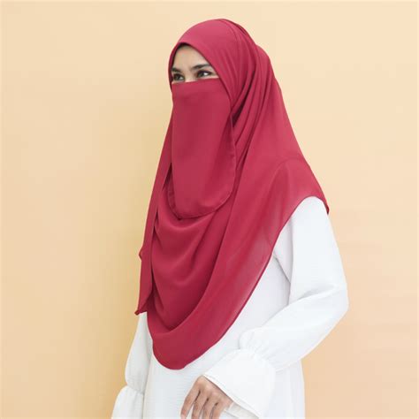 She Lavya Nu In 324 Cerise