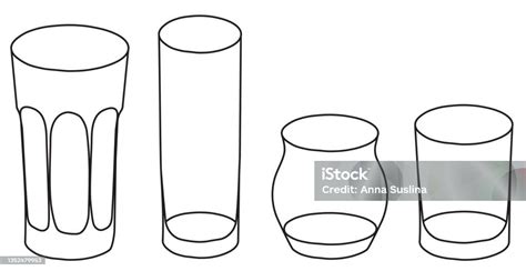 스타일리시한 손으로 그린 낙서 만화 스타일 벡터 일러스트레이션 하이볼 올드 패스터 더블 위스키 바위와 콜린스를 포함한 텀블러 바