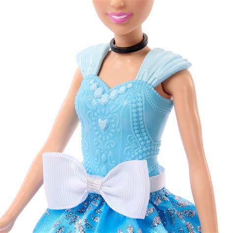 Disney Princess Royal Fashion Reveal Cenicienta