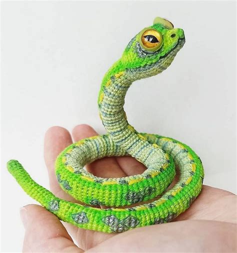 Змея символ 2025 года своими руками талисман