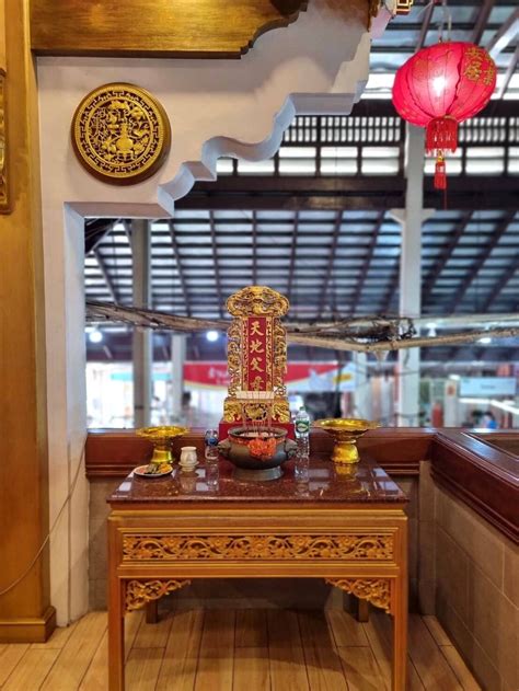 รูป ศาลเสด็จเตี่ย กรมหลวงชุมพรฯ นางเลิ้ง