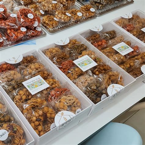 쌀로딩 ♡오란다 선물세트♡ 오란다 만들고 또 만들고 선물세트로 변신 부여 쌀 로컬푸드를 이용하는 건강한 디저트를 만드는 로코노미 디저트 쌀로딩입니다 상담문의는