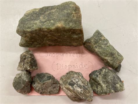 Mineral Master List 110b M Flashcards Quizlet