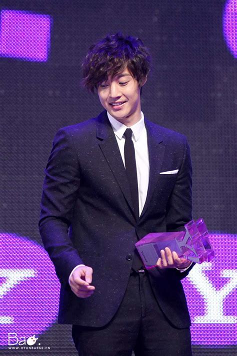 أبرز 7 معلومات عن المطرب الكوري المنتحر كيم جونج هيون مصراوى