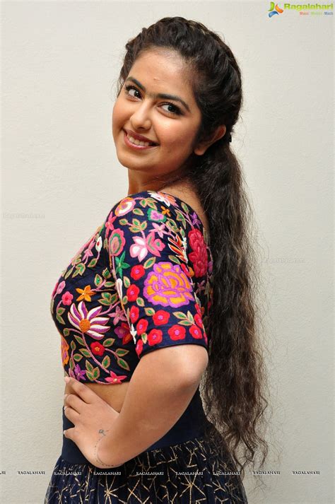 Avika Gor Sexy 1199x1806 Wallpaper Teahub Io