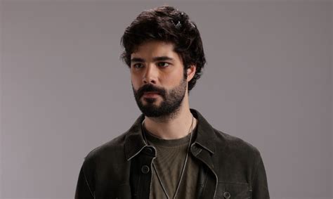 Genco Özak “adım Farah” Dizisinde Birsen Altuntaş