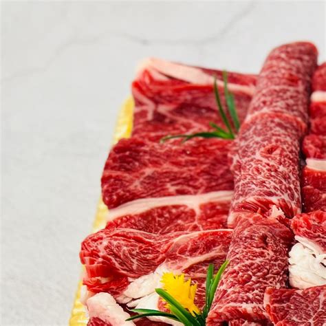 느티각 한우모듬선물세트 18kg 등심살치앞치마살 사진상의 세트는 18kg로