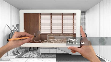 증강 현실 개념입니다 맞춤형 건축 디자인 검정 잉크 스케치 Japandi 침실에서 가구 제품을 시뮬레이션하는 데 사용되는 Ar 응용 프로그램이 있는 손 잡고 태블릿 실내에