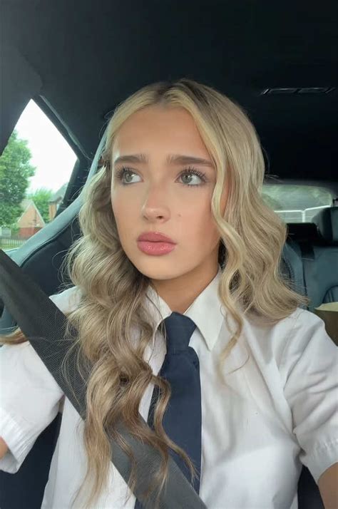 Phoebe Louise Phoebelouiseexxs Videos With Som Original 🙆‍♀️ Tiktok