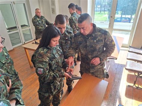 Приятели на армията от ПТГ Габрово преминаха практическо занятие Gabrovo News