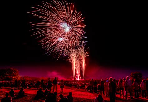 배경 화면 가족 빨간 사람들 온타리오 주 캐나다 제전 밤 겨울 왕국 니콘 불타는 듯한 빛깔 손목 시계 군중 불꽃 나이아가라 폭포 축하 응시