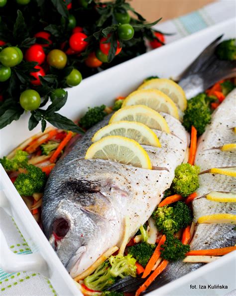 Ryba Na Piątek Dorada Pieczona Na Warzywach Smaczna Pyza