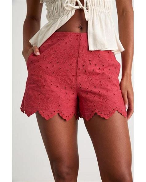 Lulus Tenille Eyelet Embroidered Scalloped High Rise Shorts Lyst Uk