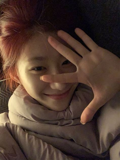 Itzy에 있는 김태형 님의 핀 연예인 케이팝 가수
