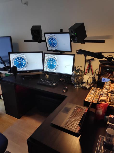 Not The Cleanest Look But Its Mine And I Love It All My Hobbies Come Together R Battlestations