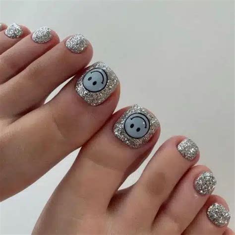 90 Toe Nail Designs 2024 To Keep Up With Trends