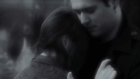 Echoberyl Weird Boy Music Video • Electrozombies