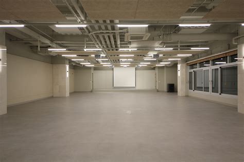 살릴걸 살려 비용을 줄인 깔끔한 오피스 인테리어 사례 중소형 오피스의 새로운 표준 오피스b