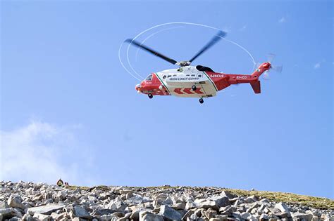 액션 푸른 하늘 헬리콥터 동작 흐림 효과 구조 Hd 배경 화면 Wallpaperbetter