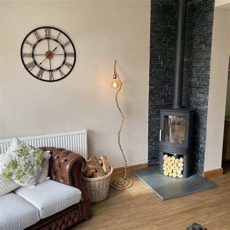 Industrial Floor Standing Chain Lamp Timber Foundry